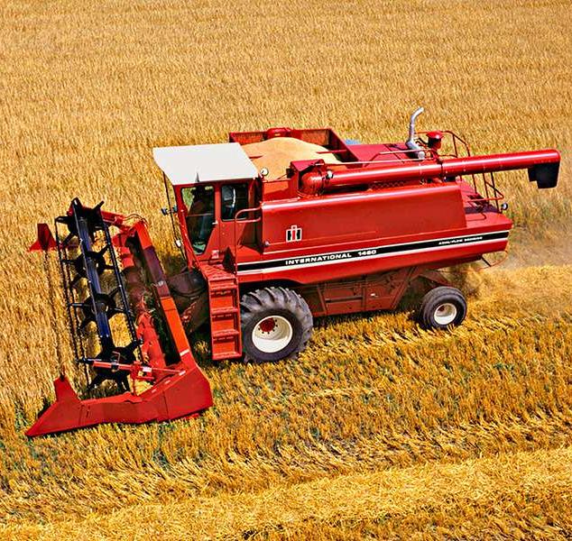 IH Combine – P-Fab Manufacturing